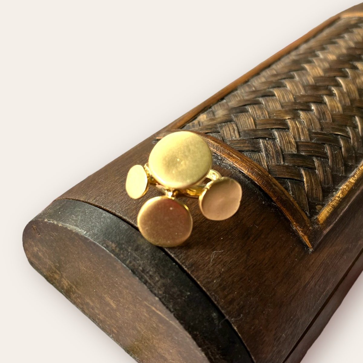 Anillo Dupati Dorado – Dharma Etnica